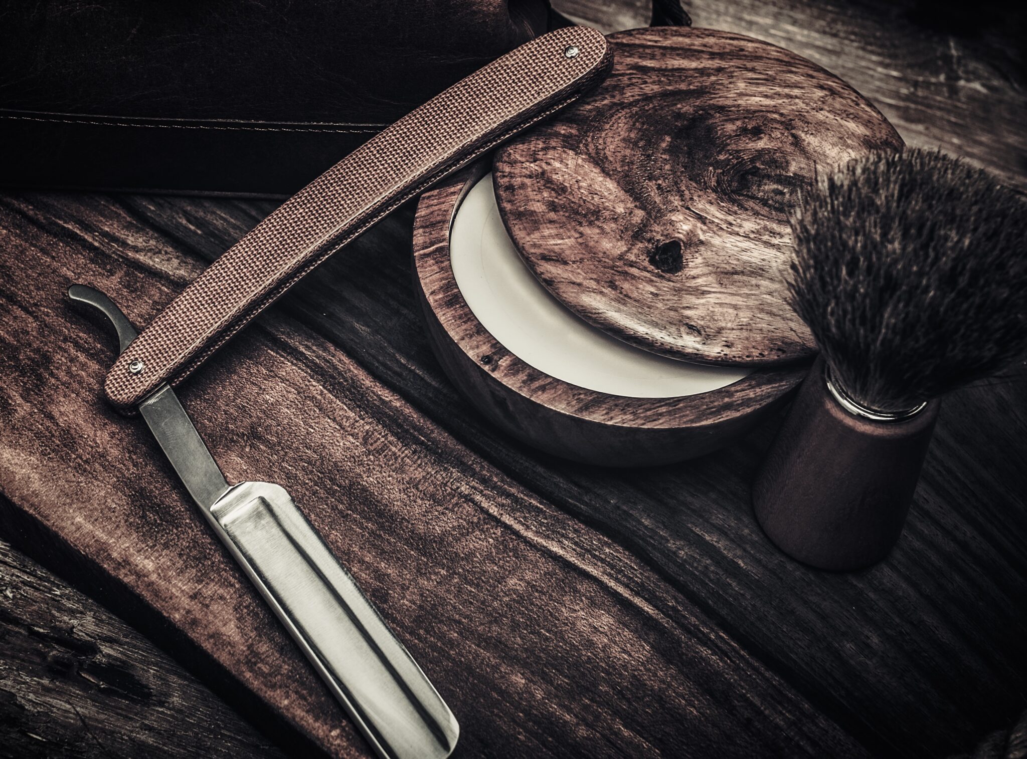 8 Best Straight Razor Strops 2023 - Just Shaver